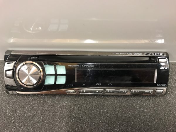 Alpine Cde-9846r front panel only - JT Audio