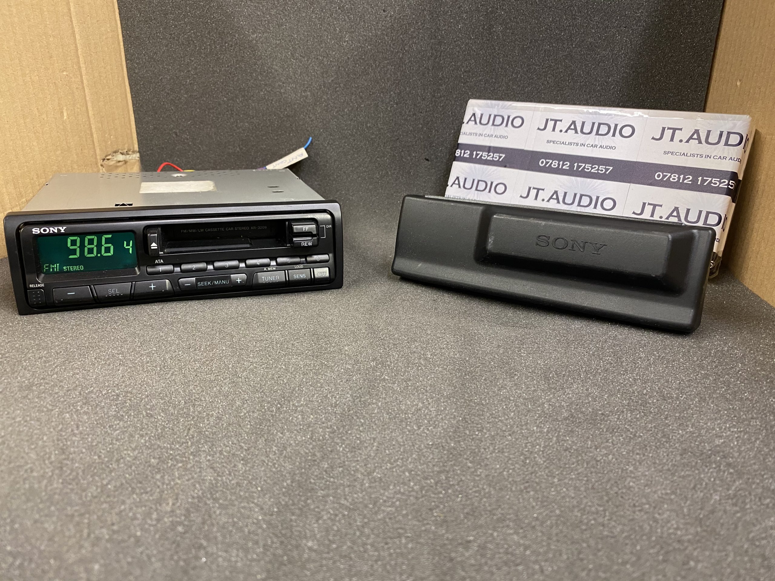 Old Sony Car Radio Stereo Cassette Player Model Xr 3209 Retro 90s JT