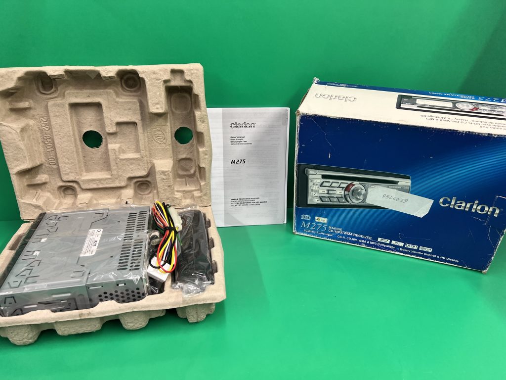 Clarion M275 Marine Waterproof Utility Cd Mp3 media Aux Player Tractor ...