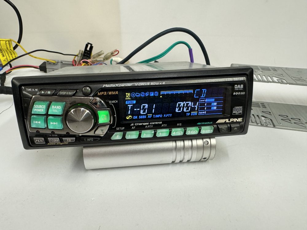 Alpine Car Radio Stereo Cd Mp3 Player Model Cda-9815r Retro 00's ...