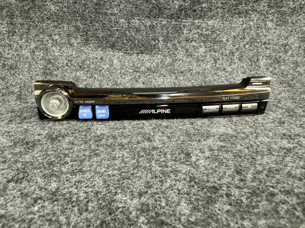 Alpine iVa-D106r car radio stereo face front panel complete - JT Audio