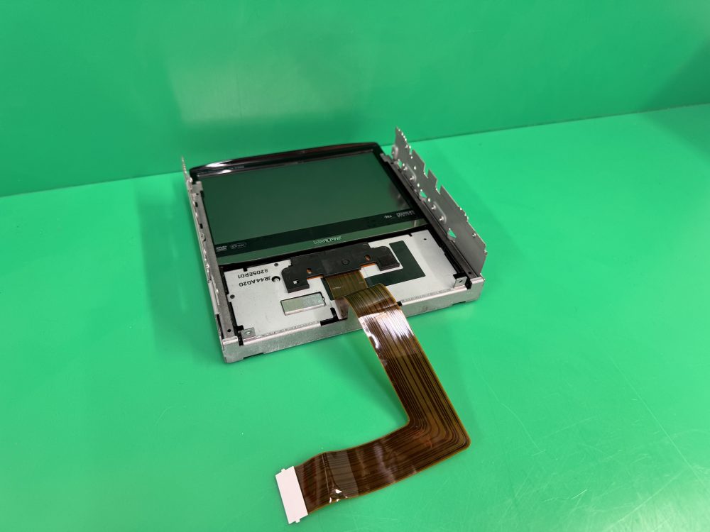 Alpine iVa-D106r screen with mechanism - JT Audio