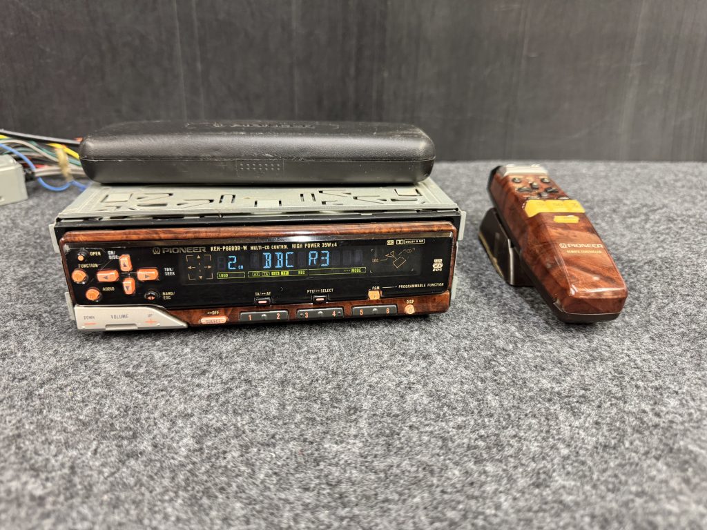 Pioneer Keh-P6600-Rw old car radio cassette player with Cd changer ...